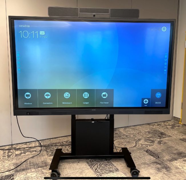 Montagebügel für Crestron UC-SB1-CAM an VESA 800mm